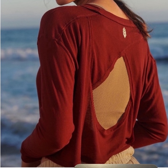 FP Movement by Free People | Tops | Nwot Free People Movement Infinitee ...